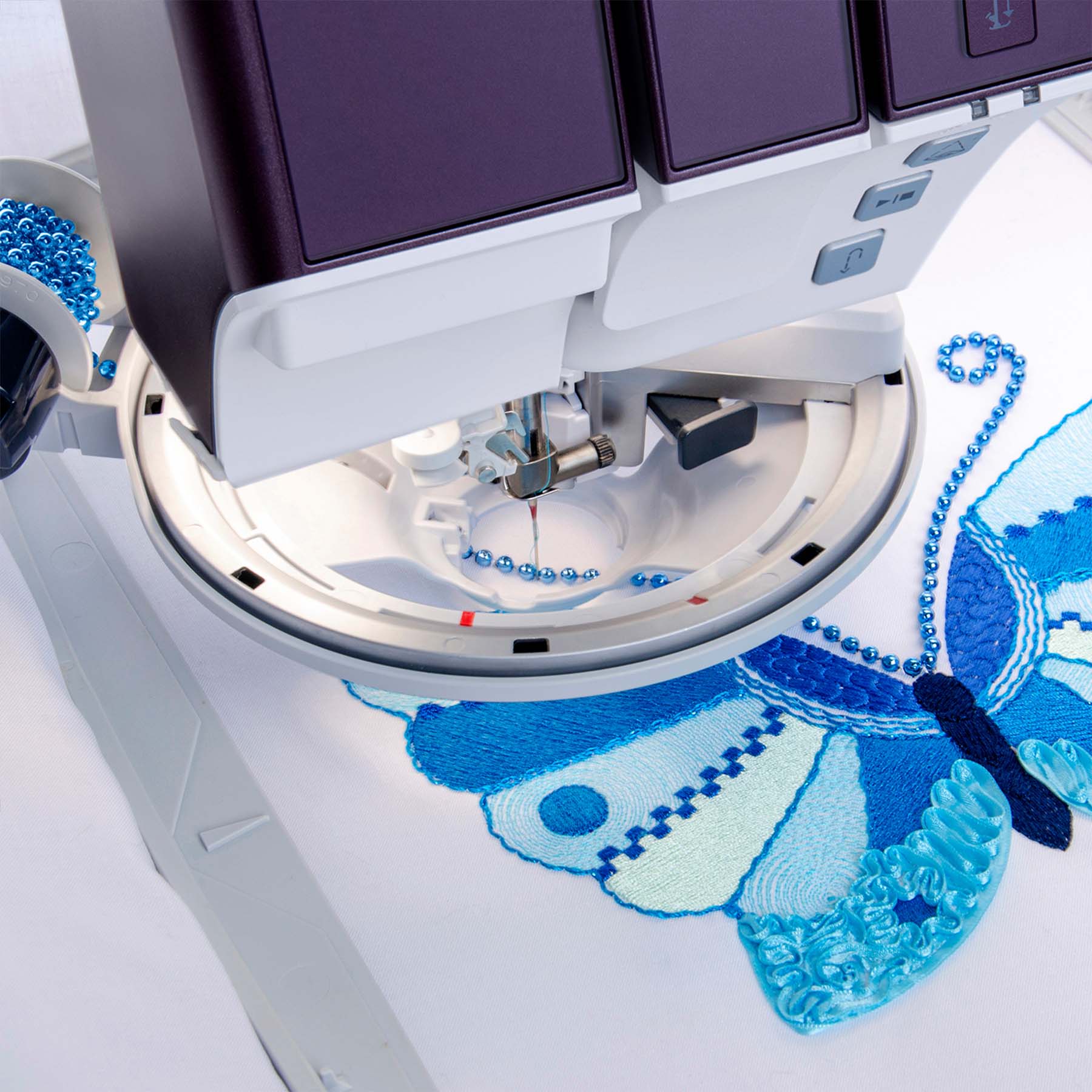 PFAFF® creative icon™ 2 Embellishment Attachment | PFAFF®