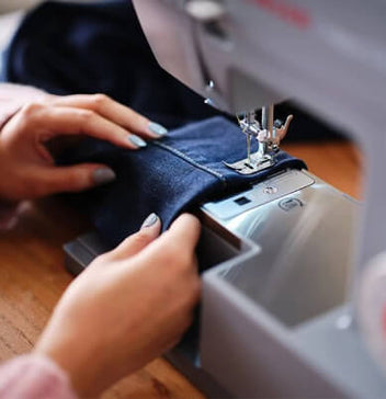 SINGER® MOMENTO™ Craft Cutting Machine | SINGER®