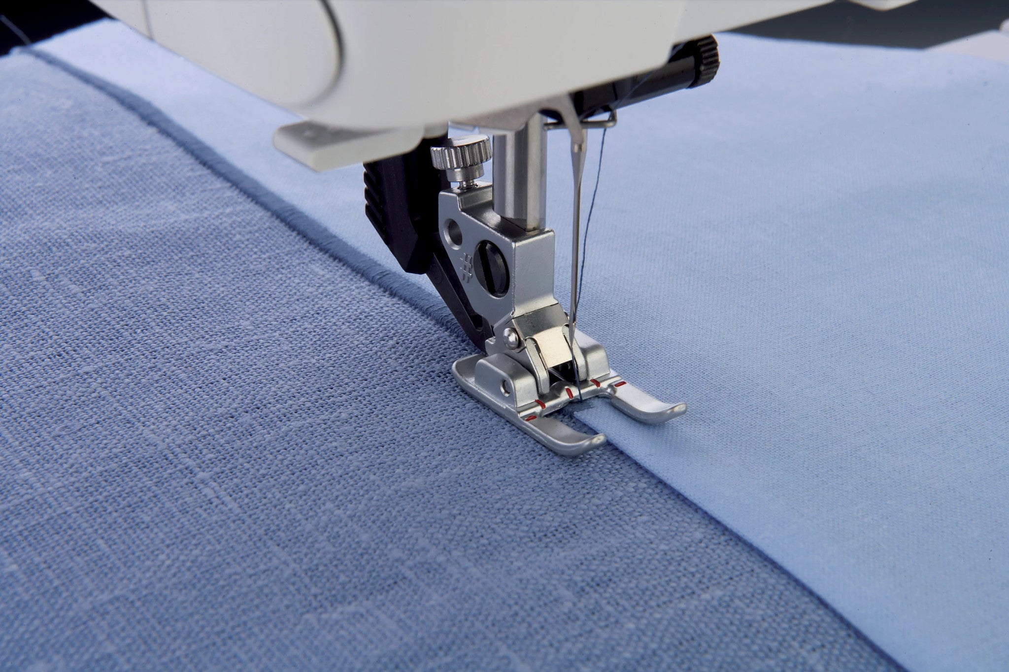 PFAFF® Open-Toe Appliqué Foot for IDT™ System (6mm) | PFAFF®